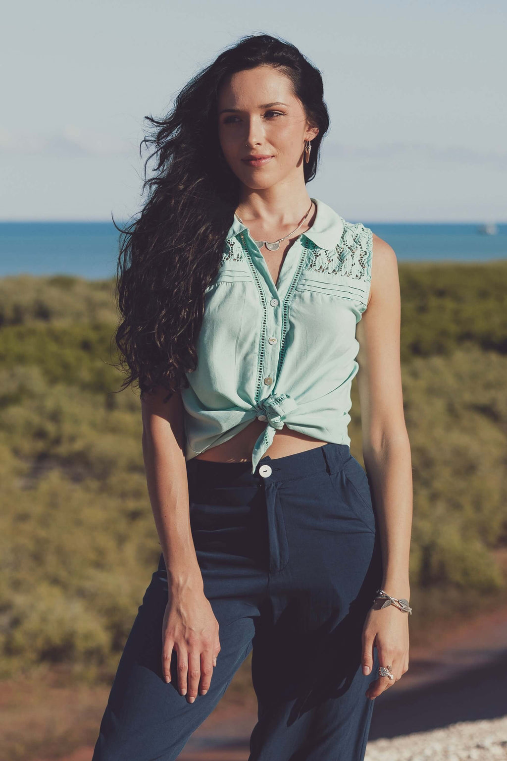 Iris Sleeveless Shirt - Seafoam – Unfurl